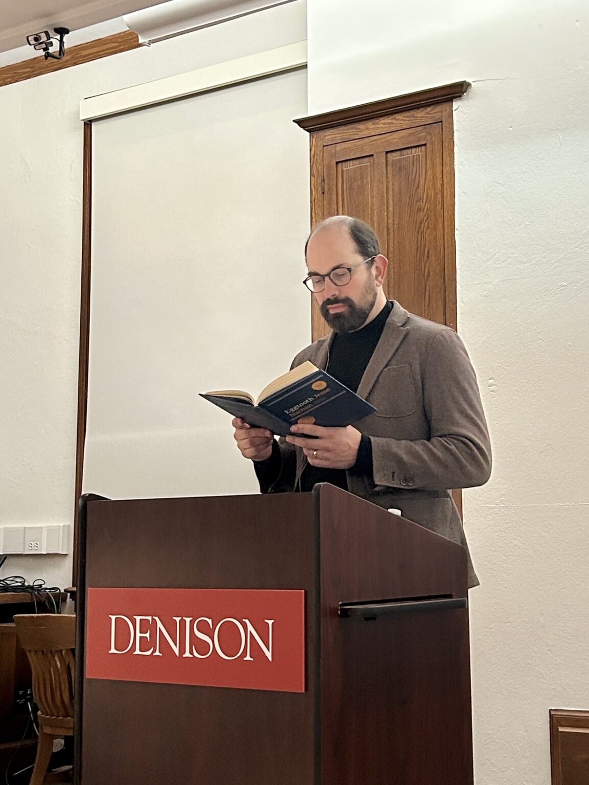 Award-winning authors read at Beck Series - The Denisonian